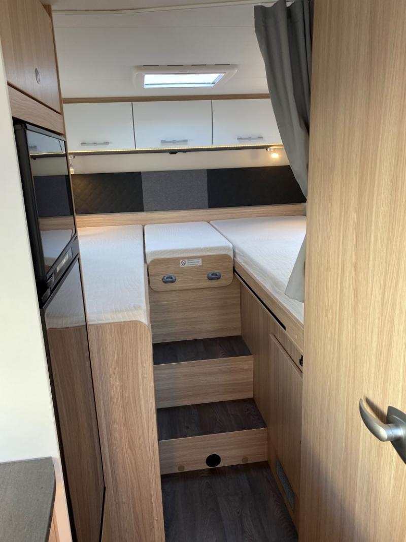 Sunlight T66, Automaat, 2p (2) | Van Acht Campers