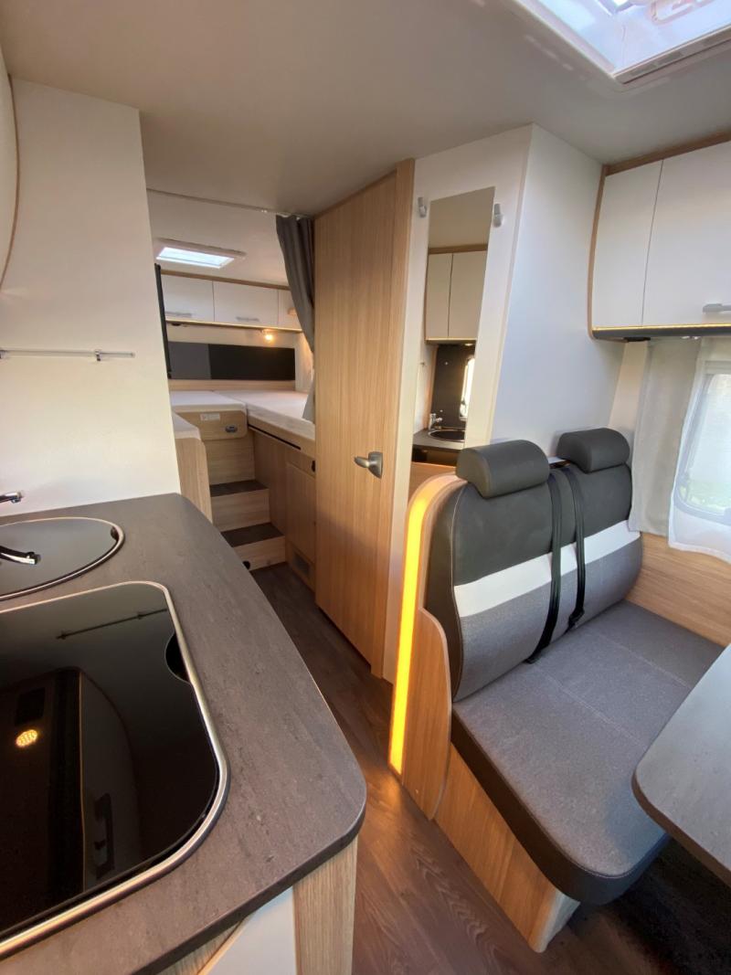 Sunlight T66, Automaat, 2p (2) | Van Acht Campers